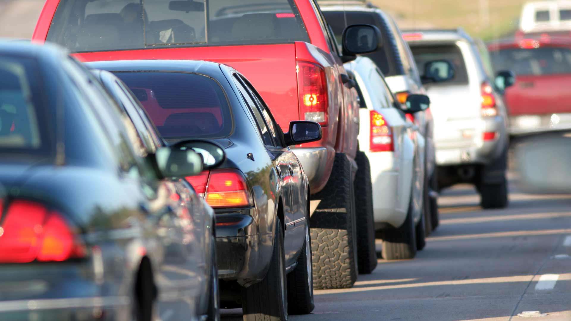 ¿Cómo funciona la restricción vehicular? - Derco.cl